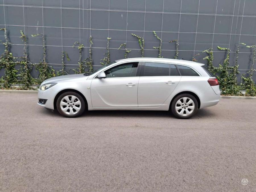 Grey Opel Insignia 2015 in Klaipeda, with an engine capacity of 2.00 L and mileage of 235 thousand km for 5100 €, photo 10 on AUTOMOTO.COM.LV