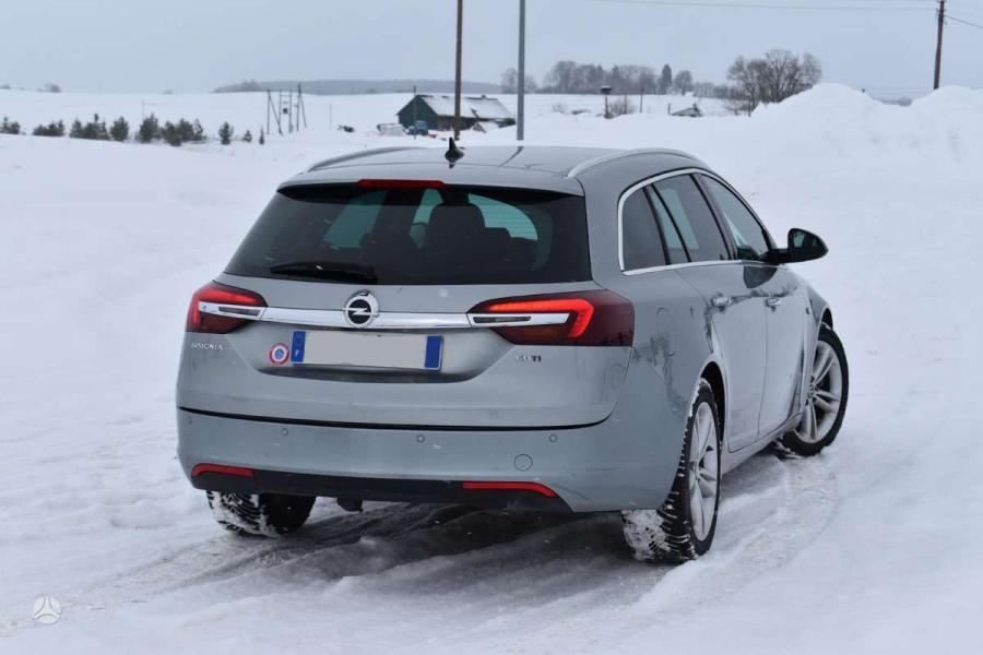 Grey Opel Insignia 2015 in Taurage, with an engine capacity of 1.96 L and mileage of 280 thousand km for 5500 €, photo 2 on AUTOMOTO.COM.LV