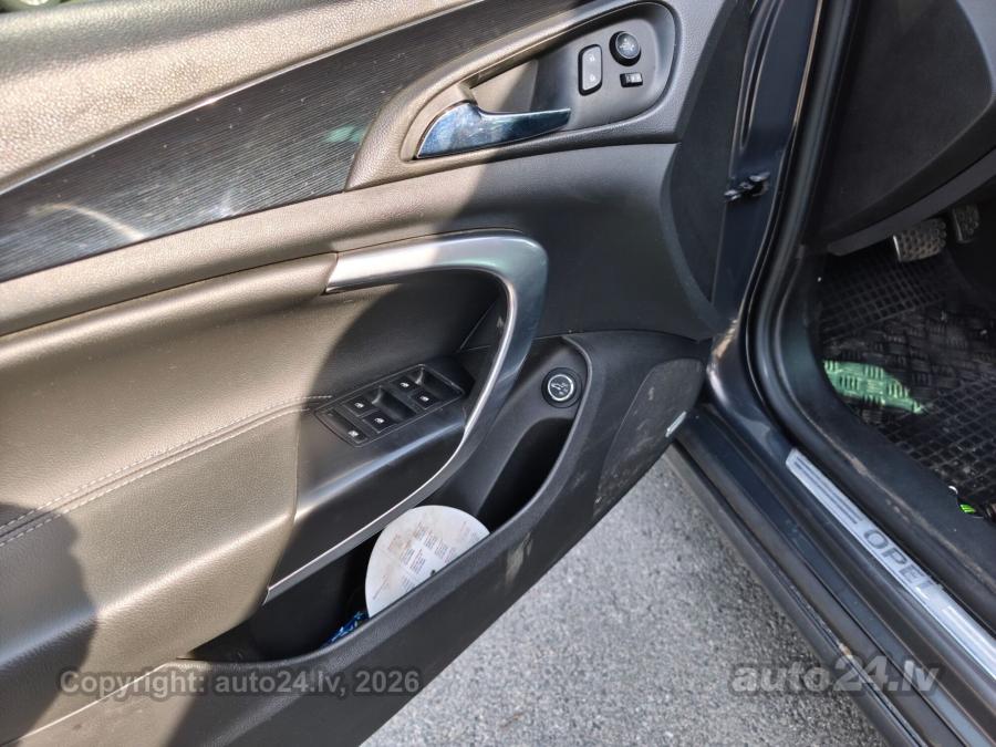 Pelēks Opel Insignia 2015 Tallina, ar dzinēja tilpumu 2.00 L un nobraukumu 293 tūkst. km par 7200 €, foto 14 vietnē AUTOMOTO.COM.LV