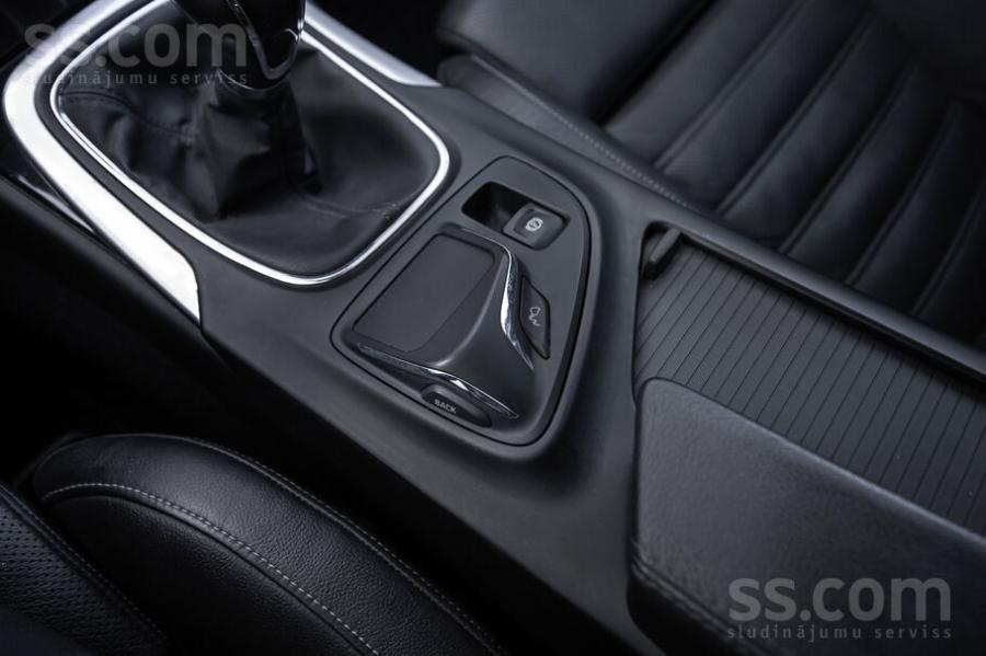 Pelēks Opel Insignia 2015 Tukums, ar dzinēja tilpumu 2.00 L un nobraukumu 265 tūkst. km par 6500 €, foto 27 vietnē AUTOMOTO.COM.LV