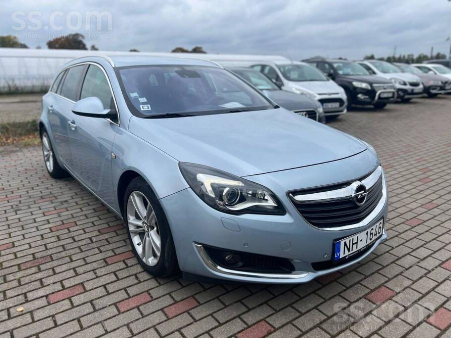 Grey Opel Insignia 2015 in Talsi, with an engine capacity of 2.00 L and mileage of 185 thousand km for 7770 €, photo 1 on AUTOMOTO.COM.LV