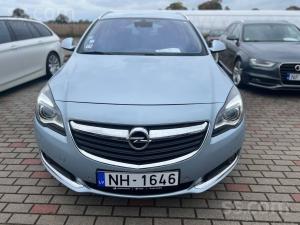 Grey Opel Insignia 2015 in Talsi, with an engine capacity of 2.00 L and mileage of 185 thousand km for 7770 €, photo 3 on AUTOMOTO.COM.LV