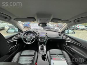 Grey Opel Insignia 2015 in Talsi, with an engine capacity of 2.00 L and mileage of 185 thousand km for 7770 €, photo 14 on AUTOMOTO.COM.LV