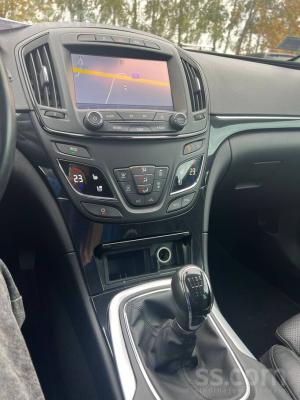 Grey Opel Insignia 2015 in Talsi, with an engine capacity of 2.00 L and mileage of 185 thousand km for 7770 €, photo 17 on AUTOMOTO.COM.LV