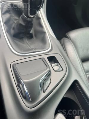 Grey Opel Insignia 2015 in Talsi, with an engine capacity of 2.00 L and mileage of 185 thousand km for 7770 €, photo 18 on AUTOMOTO.COM.LV