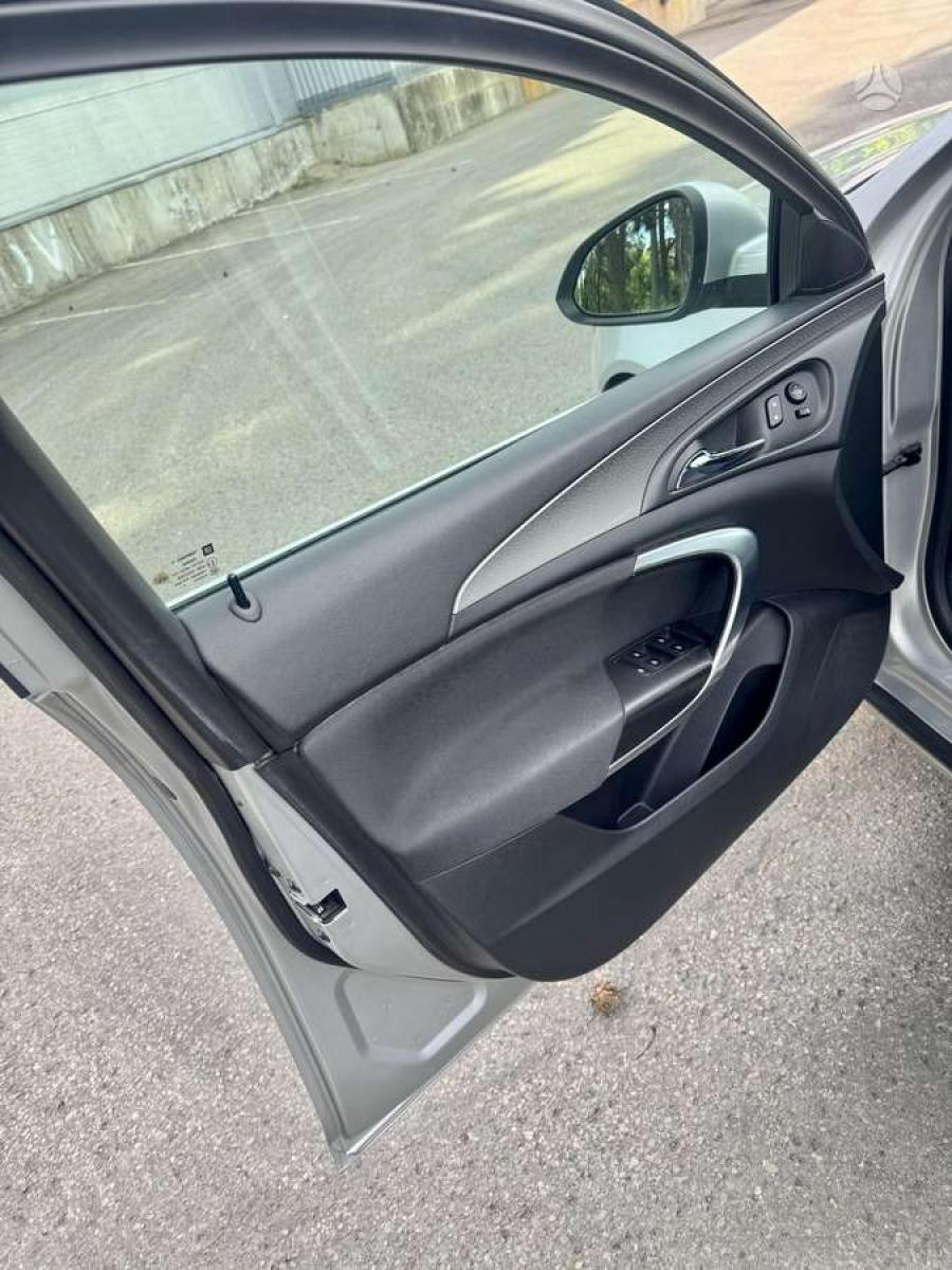 Pelēks Opel Insignia 2015 Viļņa, ar dzinēja tilpumu 1.96 L un nobraukumu 225 tūkst. km par 4800 €, foto 6 vietnē AUTOMOTO.COM.LV