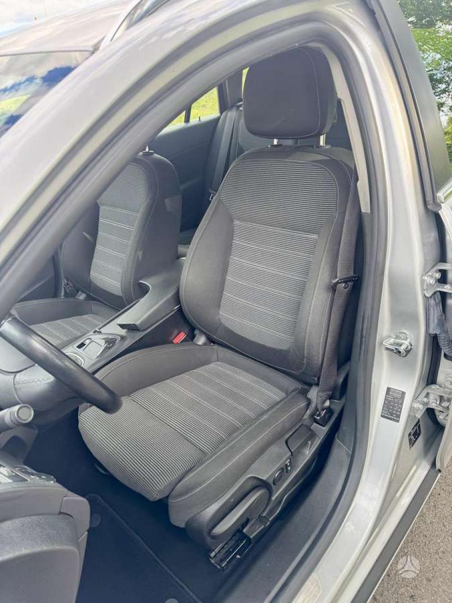 Pelēks Opel Insignia 2015 Viļņa, ar dzinēja tilpumu 1.96 L un nobraukumu 225 tūkst. km par 4800 €, foto 8 vietnē AUTOMOTO.COM.LV