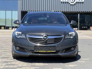 Grey Opel Insignia 2015 in Siauliai, with an engine capacity of 1.96 L and mileage of 170 thousand km for 6900 €, photo 4 on AUTOMOTO.COM.LV