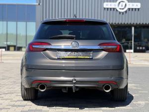 Grey Opel Insignia 2015 in Siauliai, with an engine capacity of 1.96 L and mileage of 170 thousand km for 6900 €, photo 7 on AUTOMOTO.COM.LV