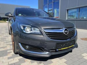 Grey Opel Insignia 2015 in Siauliai, with an engine capacity of 1.96 L and mileage of 170 thousand km for 6900 €, photo 11 on AUTOMOTO.COM.LV