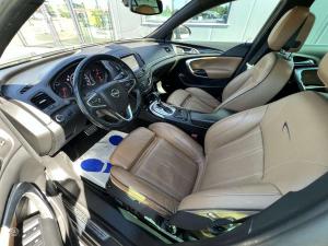 Grey Opel Insignia 2015 in Siauliai, with an engine capacity of 1.96 L and mileage of 170 thousand km for 6900 €, photo 15 on AUTOMOTO.COM.LV