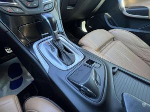 Grey Opel Insignia 2015 in Siauliai, with an engine capacity of 1.96 L and mileage of 170 thousand km for 6900 €, photo 23 on AUTOMOTO.COM.LV