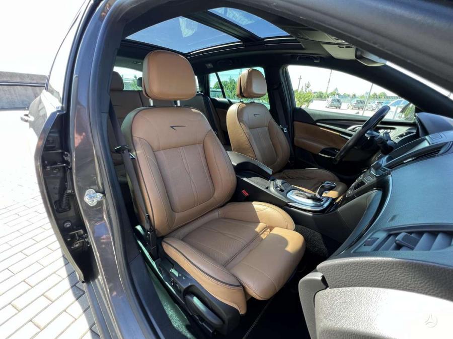 Grey Opel Insignia 2015 in Siauliai, with an engine capacity of 1.96 L and mileage of 170 thousand km for 6900 €, photo 26 on AUTOMOTO.COM.LV