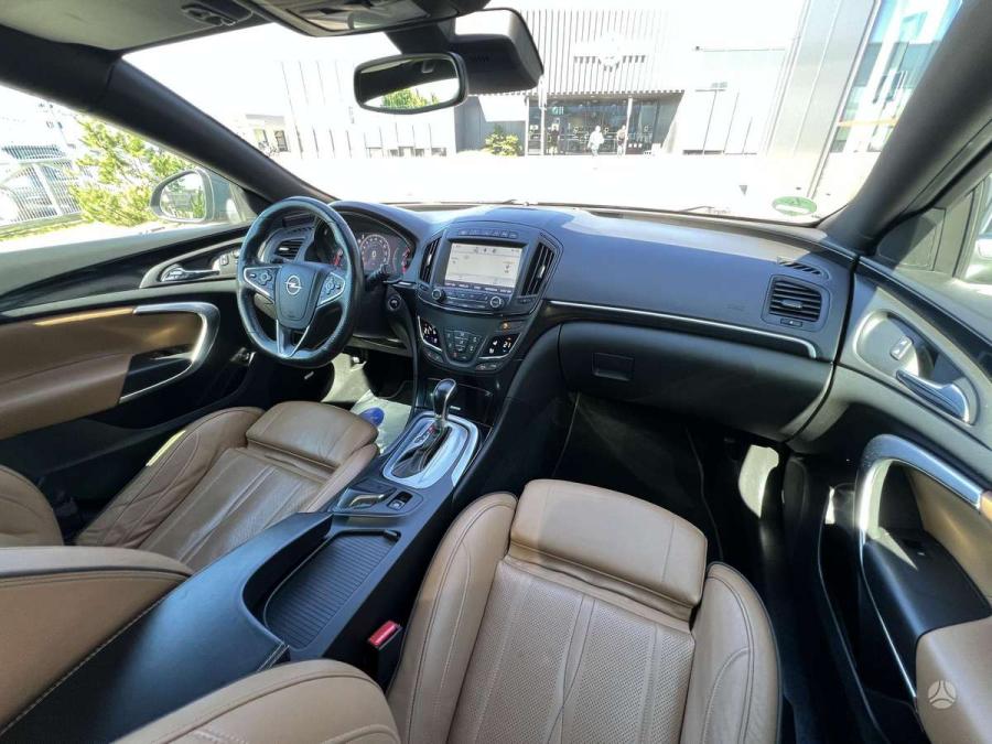 Grey Opel Insignia 2015 in Siauliai, with an engine capacity of 1.96 L and mileage of 170 thousand km for 6900 €, photo 27 on AUTOMOTO.COM.LV