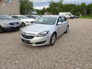 Grey Opel Insignia 2015 in Vilnius, with an engine capacity of 1.60 L and mileage of 309 thousand km for 3450 €, photo  on AUTOMOTO.COM.LV