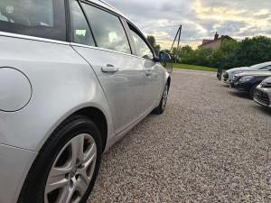 Grey Opel Insignia 2015 in Vilnius, with an engine capacity of 1.60 L and mileage of 309 thousand km for 3450 €, photo 7 on AUTOMOTO.COM.LV