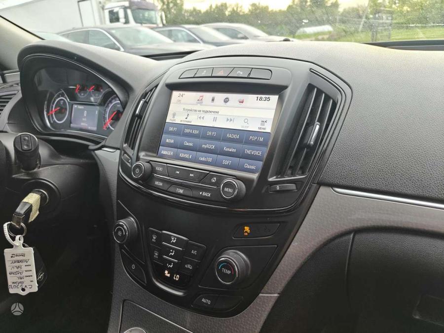 Grey Opel Insignia 2015 in Vilnius, with an engine capacity of 1.60 L and mileage of 309 thousand km for 3450 €, photo 18 on AUTOMOTO.COM.LV