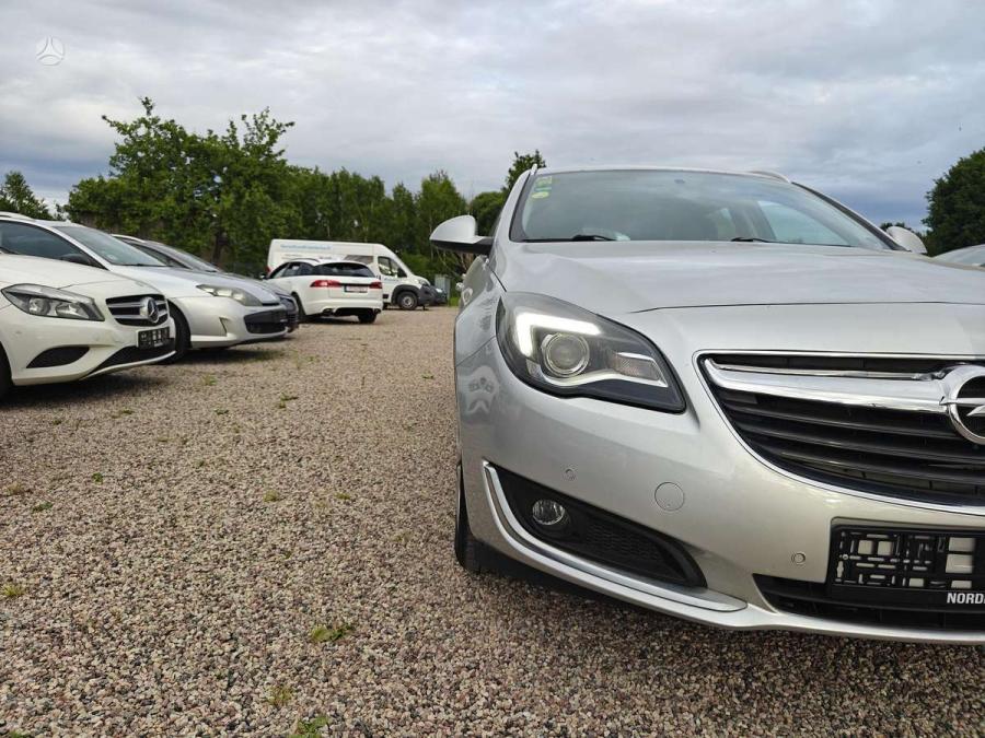 Grey Opel Insignia 2015 in Vilnius, with an engine capacity of 1.60 L and mileage of 309 thousand km for 3450 €, photo 20 on AUTOMOTO.COM.LV