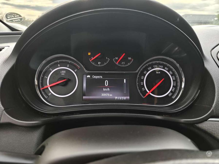 Grey Opel Insignia 2015 in Vilnius, with an engine capacity of 1.60 L and mileage of 309 thousand km for 3450 €, photo 21 on AUTOMOTO.COM.LV