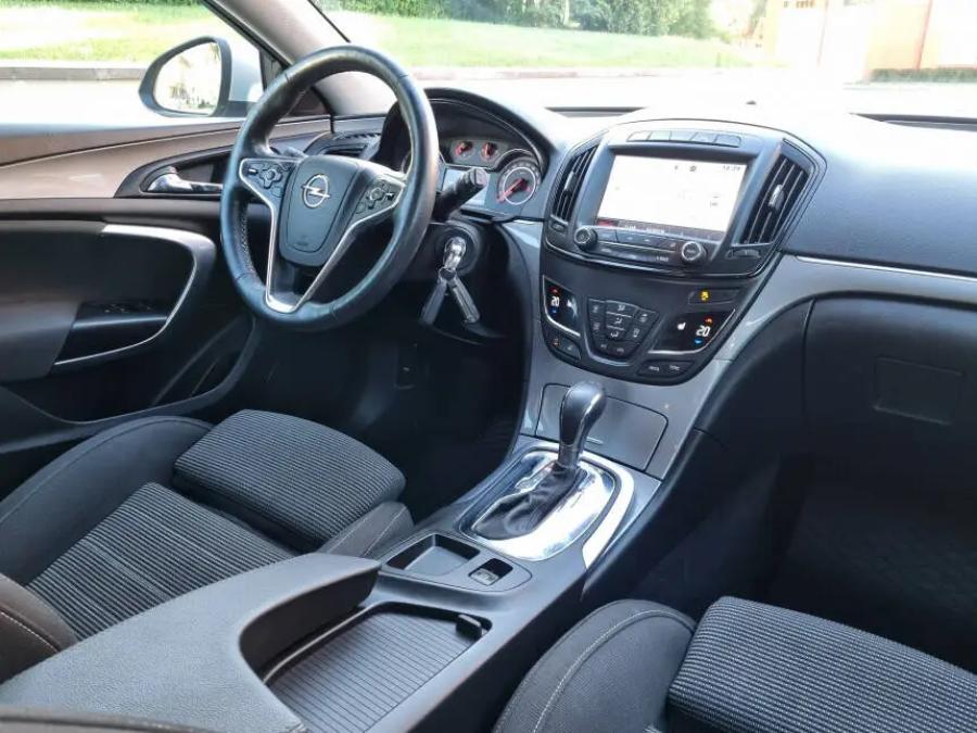 Pelēks Opel Insignia 2015 Jēkabpils, ar dzinēja tilpumu 2.00 L un nobraukumu 278 tūkst. km par 7200 €, foto 25 vietnē AUTOMOTO.COM.LV