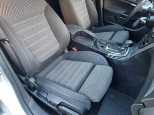 Pelēks Opel Insignia 2015 Jēkabpils, ar dzinēja tilpumu 2.00 L un nobraukumu 278 tūkst. km par 7200 €, foto 30 vietnē AUTOMOTO.COM.LV
