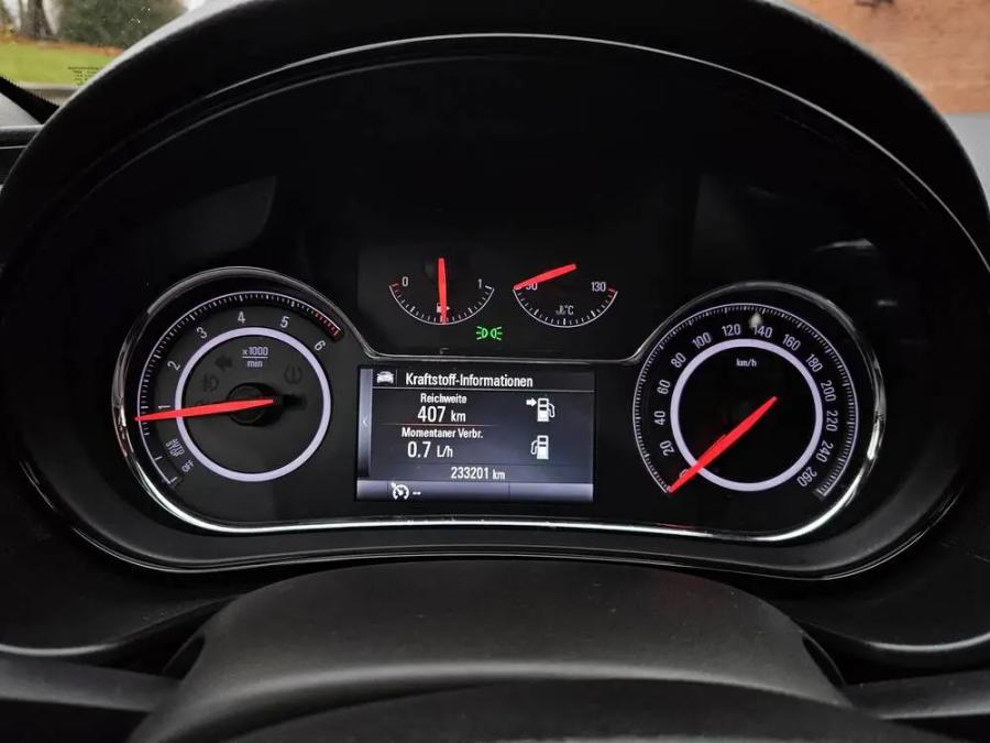 Pelēks Opel Insignia 2015 Jēkabpils, ar dzinēja tilpumu 2.00 L un nobraukumu 234 tūkst. km par 6950 €, foto 28 vietnē AUTOMOTO.COM.LV