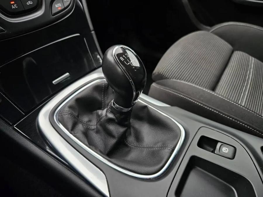 Pelēks Opel Insignia 2015 Jēkabpils, ar dzinēja tilpumu 2.00 L un nobraukumu 234 tūkst. km par 6950 €, foto 29 vietnē AUTOMOTO.COM.LV