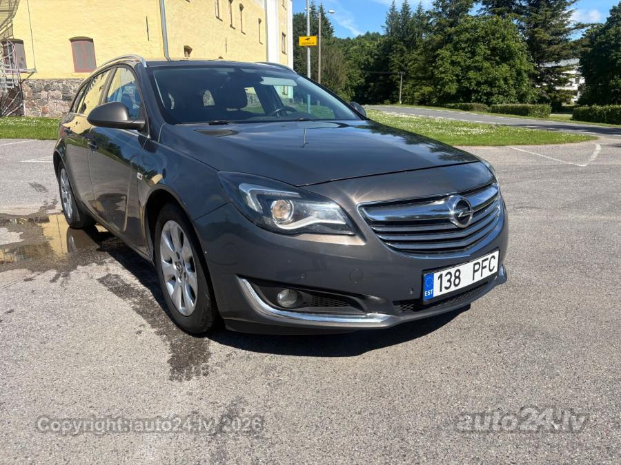 Grey Opel Insignia 2015 in Tallinn, with an engine capacity of 2.00 L and mileage of 316 thousand km for 4000 €, photo 1 on AUTOMOTO.COM.LV