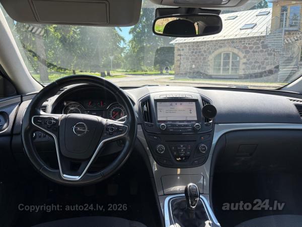 Grey Opel Insignia 2015 in Tallinn, with an engine capacity of 2.00 L and mileage of 316 thousand km for 4000 €, photo 5 on AUTOMOTO.COM.LV