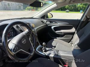Grey Opel Insignia 2015 in Tallinn, with an engine capacity of 2.00 L and mileage of 316 thousand km for 4000 €, photo 8 on AUTOMOTO.COM.LV