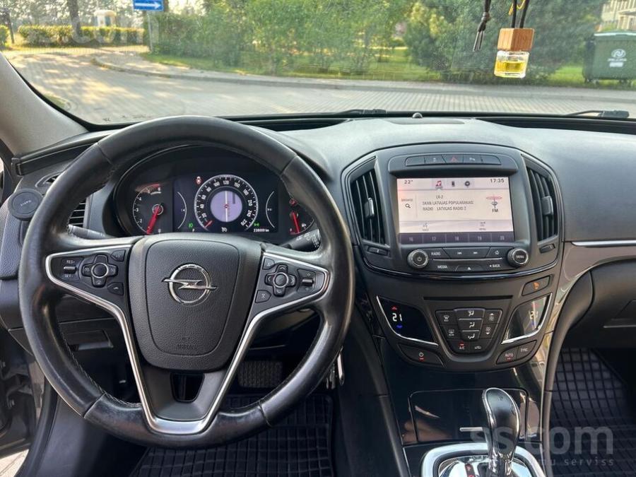 Pelēks Opel Insignia 2015 Rīga, ar dzinēja tilpumu 2.00 L un nobraukumu 27 tūkst. km par 5500 €, foto 3 vietnē AUTOMOTO.COM.LV