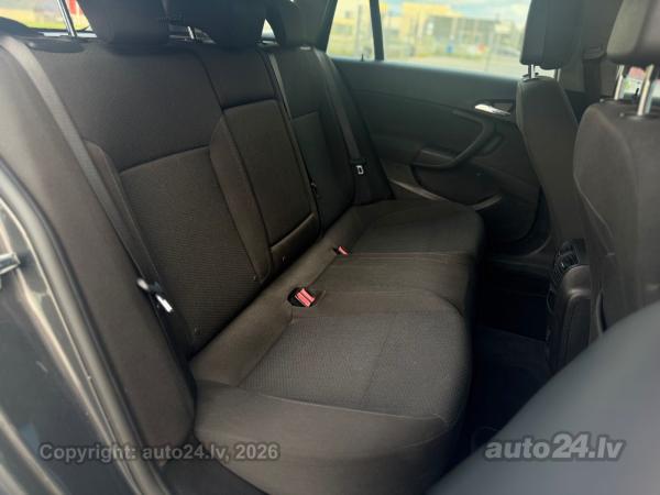 Grey Opel Insignia 2015 in Tallinn, with an engine capacity of 2.00 L and mileage of 316 thousand km for 4999 €, photo 9 on AUTOMOTO.COM.LV