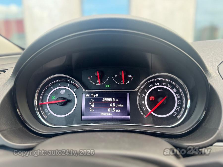 Grey Opel Insignia 2015 in Tallinn, with an engine capacity of 2.00 L and mileage of 316 thousand km for 4999 €, photo 13 on AUTOMOTO.COM.LV