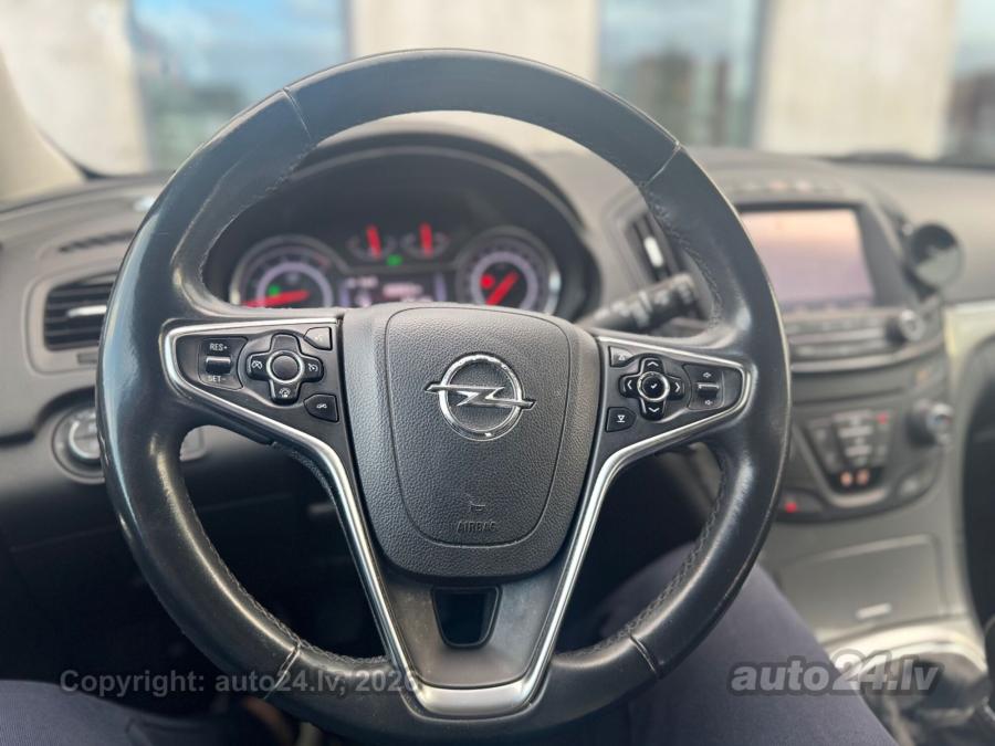 Grey Opel Insignia 2015 in Tallinn, with an engine capacity of 2.00 L and mileage of 316 thousand km for 4999 €, photo 14 on AUTOMOTO.COM.LV