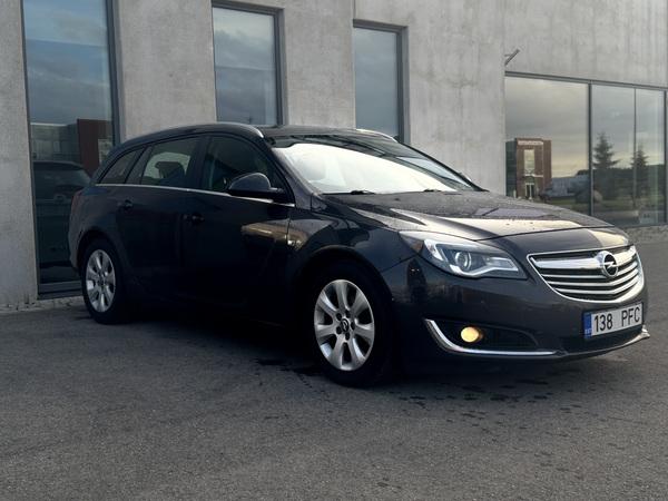 Grey Opel Insignia 2015 in Tallinn, with an engine capacity of 2.00 L and mileage of 316 thousand km for 5000 €, photo 2 on AUTOMOTO.COM.LV