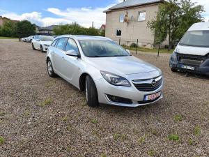 Pelēks Opel Insignia 2015 Viļņa, ar dzinēja tilpumu 1.60 L un nobraukumu 300 tūkst. km par 3450 €, foto  vietnē AUTOMOTO.COM.LV