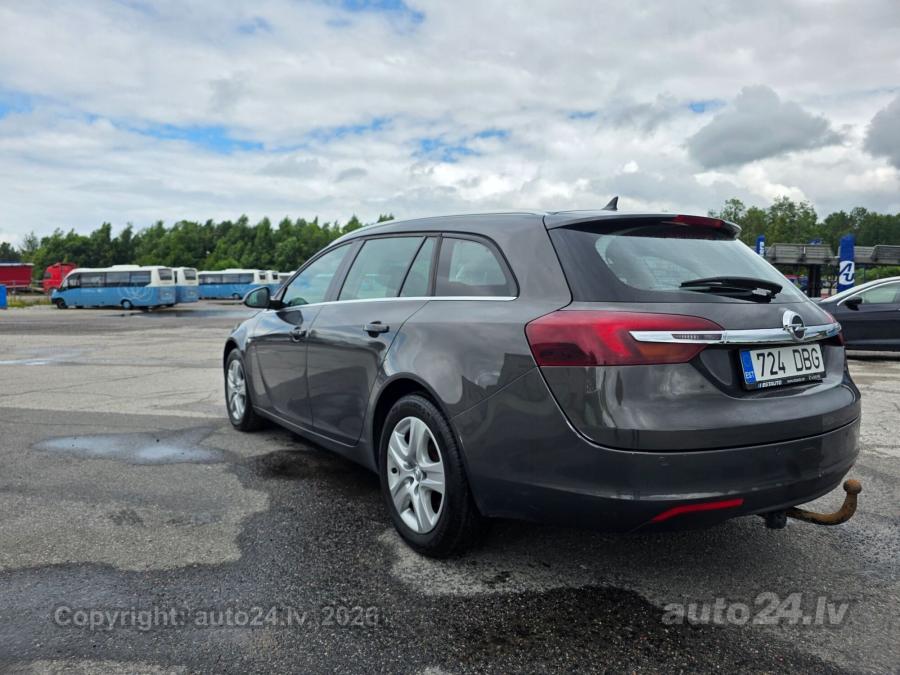 Grey Opel Insignia 2015 in Tallinn, with an engine capacity of 2.00 L and mileage of 289 thousand km for 4800 €, photo 4 on AUTOMOTO.COM.LV