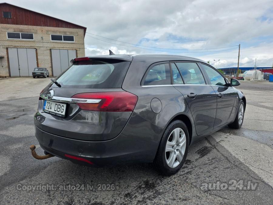 Grey Opel Insignia 2015 in Tallinn, with an engine capacity of 2.00 L and mileage of 289 thousand km for 4800 €, photo 6 on AUTOMOTO.COM.LV