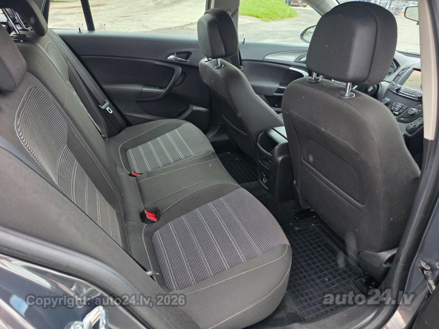 Grey Opel Insignia 2015 in Tallinn, with an engine capacity of 2.00 L and mileage of 289 thousand km for 4800 €, photo 12 on AUTOMOTO.COM.LV