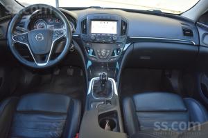 Grey Opel Insignia 2015 in Talsi, with an engine capacity of 2.00 L and mileage of 345 thousand km for 4900 €, photo 8 on AUTOMOTO.COM.LV