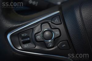 Grey Opel Insignia 2015 in Talsi, with an engine capacity of 2.00 L and mileage of 345 thousand km for 4900 €, photo 14 on AUTOMOTO.COM.LV
