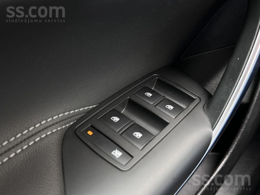 Pelēks Opel Insignia 2015 Limbaži, ar dzinēja tilpumu 2.00 L un nobraukumu 237 tūkst. km par 5750 €, foto 24 vietnē AUTOMOTO.COM.LV