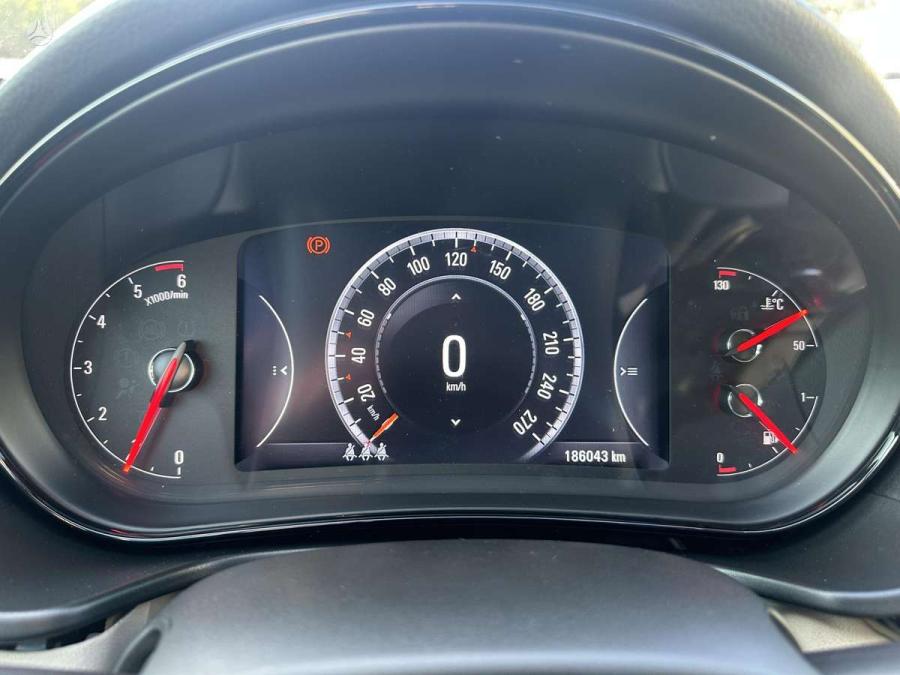 Pelēks Opel Insignia 2015 Telšiai, ar dzinēja tilpumu 1.96 L un nobraukumu 186 tūkst. km par 6100 €, foto 31 vietnē AUTOMOTO.COM.LV