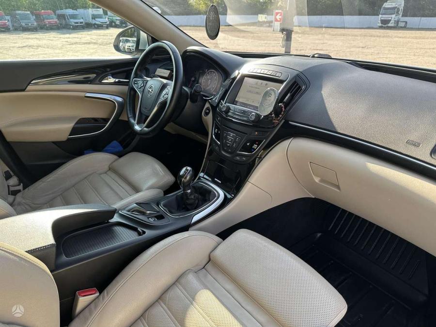 Pelēks Opel Insignia 2015 Telšiai, ar dzinēja tilpumu 1.96 L un nobraukumu 186 tūkst. km par 6100 €, foto 35 vietnē AUTOMOTO.COM.LV
