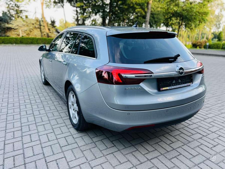 Pelēks Opel Insignia 2015 Marijampole, ar dzinēja tilpumu 1.96 L un nobraukumu 304 tūkst. km par 4700 €, foto 5 vietnē AUTOMOTO.COM.LV