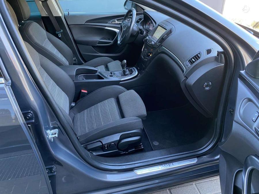 Серый Опель Инсигния 2015 в Мариямполе, объемом двигателя 1.96 л и пробегом 220 тыс. км за 6650 €, фото 39 на AUTOMOTO.COM.LV