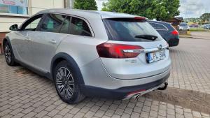 Grey Opel Insignia 2015 in Kretinga, with an engine capacity of 1.96 L and mileage of 296 thousand km for 3950 €, photo 5 on AUTOMOTO.COM.LV