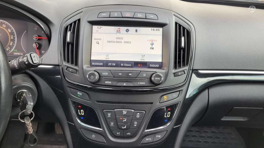 Grey Opel Insignia 2015 in Kretinga, with an engine capacity of 1.96 L and mileage of 296 thousand km for 3950 €, photo 11 on AUTOMOTO.COM.LV