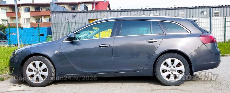 Grey Opel Insignia 2015 in Tallinn, with an engine capacity of 2.00 L and mileage of 202 thousand km for 7500 €, photo 3 on AUTOMOTO.COM.LV