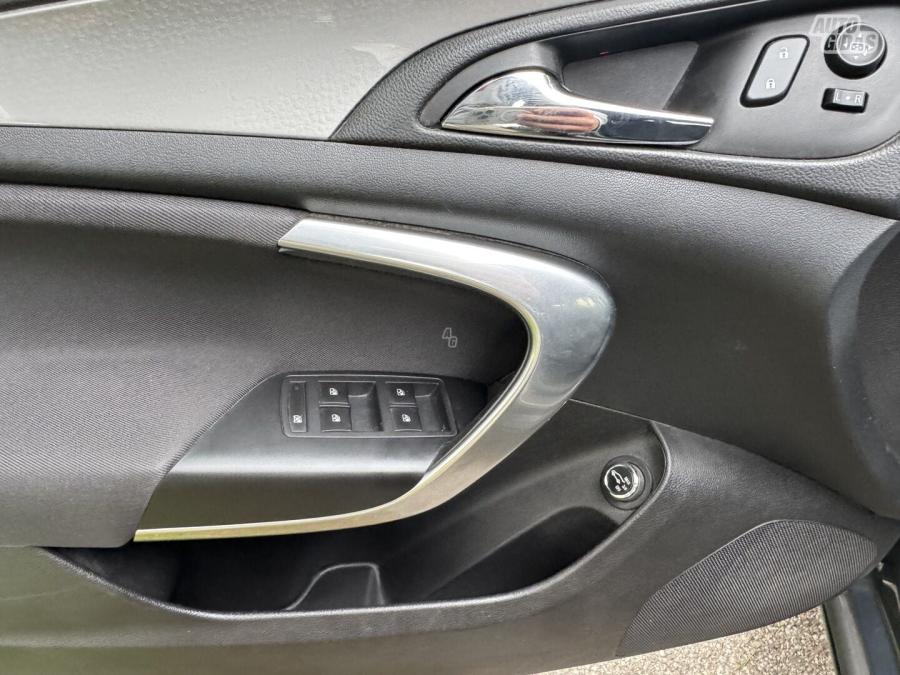 Pelēks Opel Insignia 2015 Marijampole, ar dzinēja tilpumu 2.00 L un nobraukumu 180 tūkst. km par 5500 €, foto 12 vietnē AUTOMOTO.COM.LV